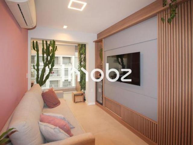 Apartamento à Venda Brooklin, 2 Quartos, 70 m2