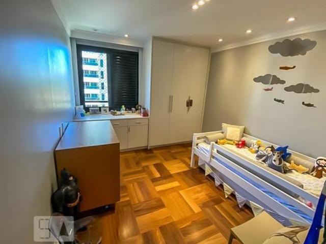 Apartamento à Venda Brooklin, 3 Quartos, 128 m2
