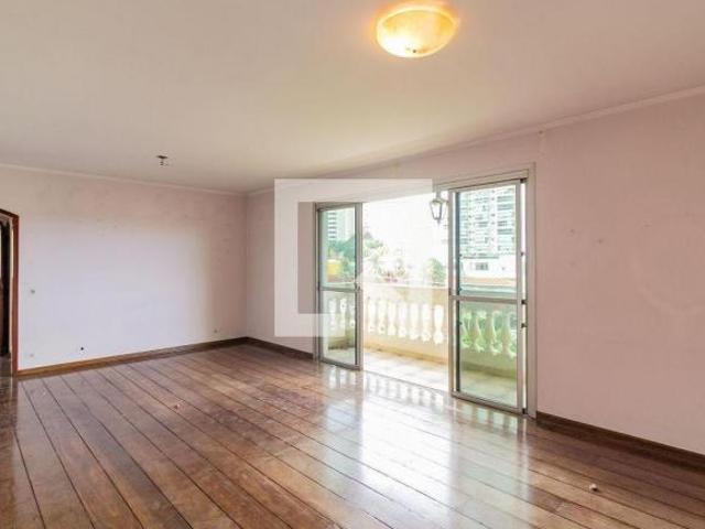 Apartamento à Venda Brooklin, 3 Quartos, 135 m2
