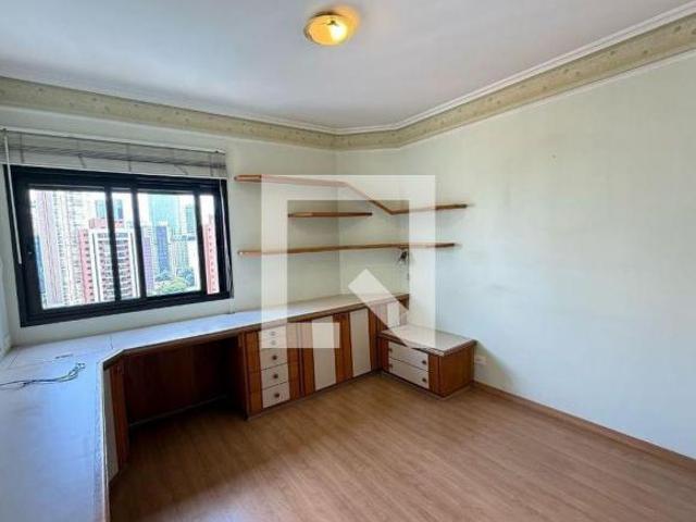 Apartamento à Venda Brooklin, 3 Quartos, 147 m2