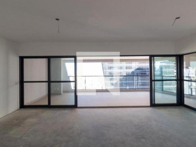 Apartamento à Venda Brooklin, 3 Quartos, 196 m² São Paulo