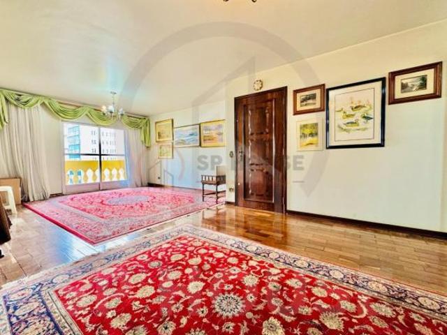Apartamento a venda Brooklin, 4 quartos, 1 suíte, 2 vagas, 140m²
