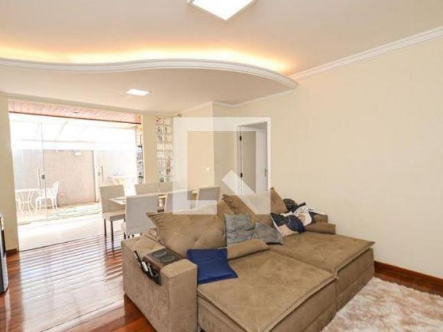 Apartamento à Venda Cachoeirinha, 3 Quartos, 242 m² Belo Horizonte