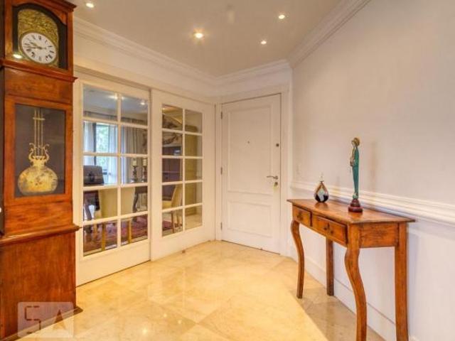 Apartamento à Venda Cabral, 4 Quartos, 392 m² Curitiba