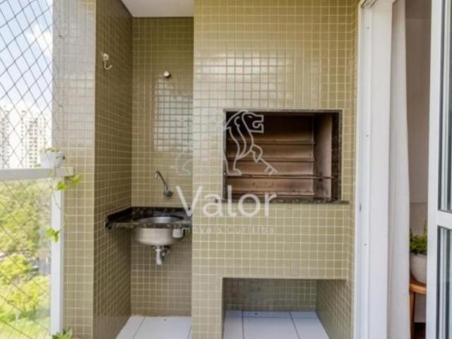 Apartamento à venda Cabral com 3 dormitórios semi mobiliado