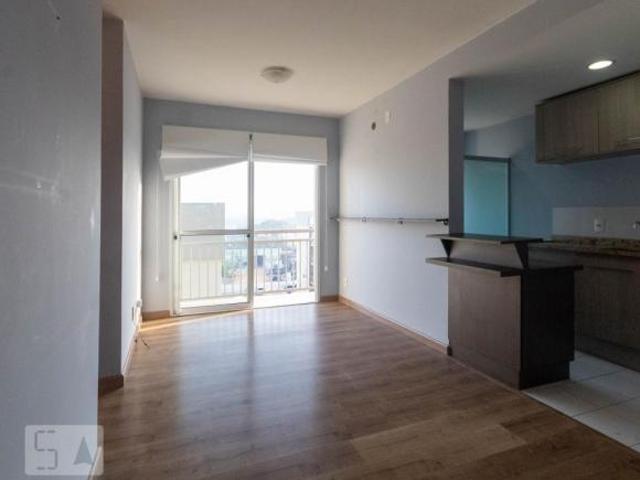 Apartamento à Venda Camaquã, 2 Quartos, 50 m² Porto Alegre