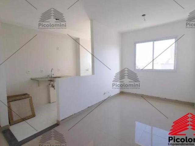 Apartamento à venda Cambuci: 1 quarto, sala 2 ambientes, cozinha americana planejada, 1 banheiro, 33