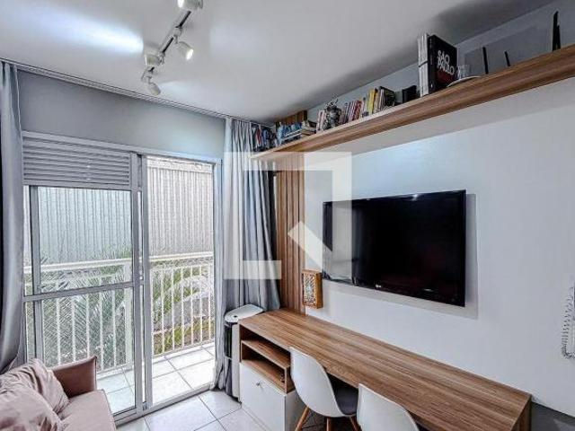 Apartamento à Venda Cambuci, 2 Quartos, 35 m2