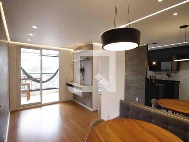 Apartamento à Venda Cambuci, 2 Quartos, 59 m2