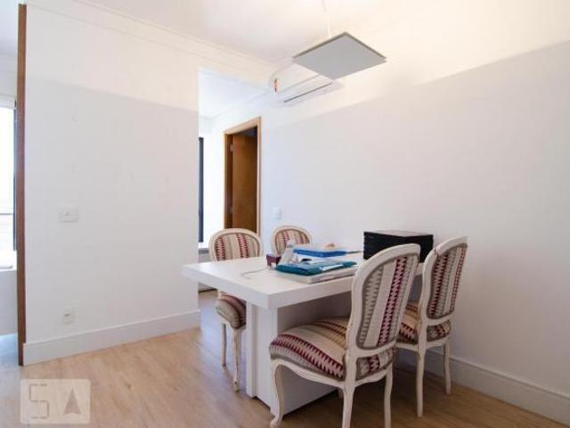 Apartamento à Venda Cambuí, 1 Quarto, 57 m2