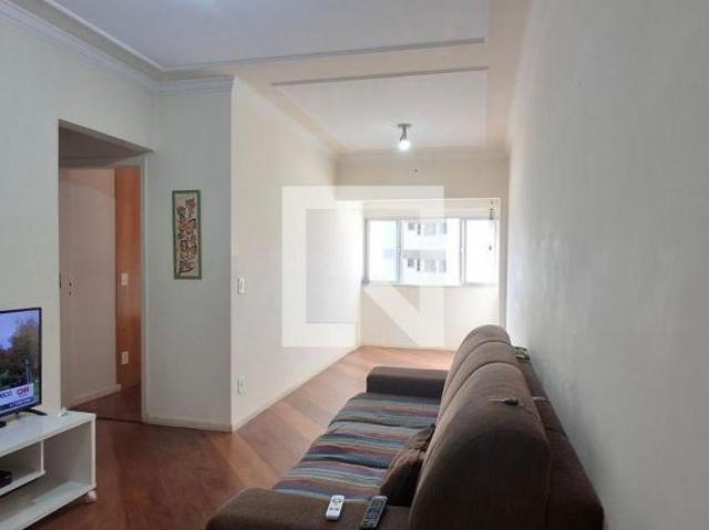 Apartamento à Venda Cambuí, 2 Quartos, 60 m2