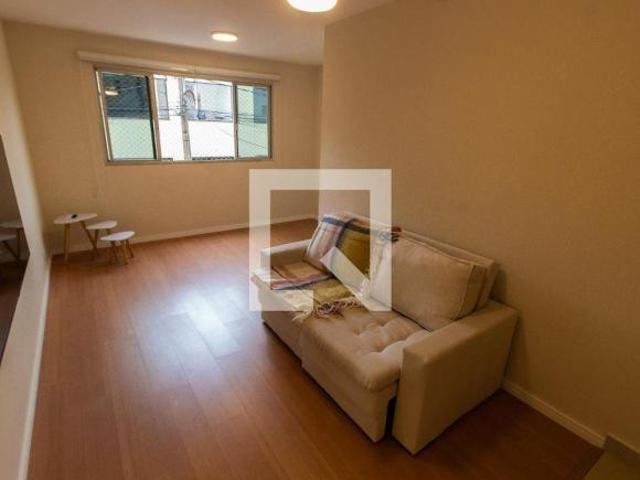 Apartamento à Venda Cambuí, 2 Quartos, 67 m2