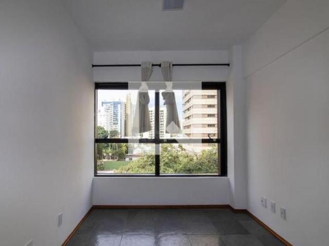 Apartamento à Venda Cambuí, 2 Quartos, 74 m2