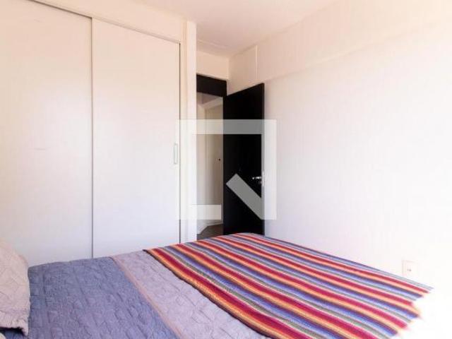 Apartamento à Venda Cambuí, 2 Quartos, 74 m2