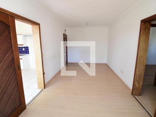 Apartamento à Venda Cambuí, 2 Quartos, 74 m2