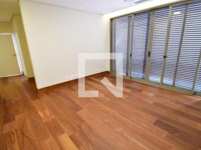 Apartamento à Venda Cambuí, 3 Quartos, 257 m2