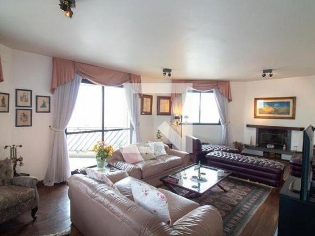 Apartamento à Venda Campo Belo, 3 Quartos, 200 m2