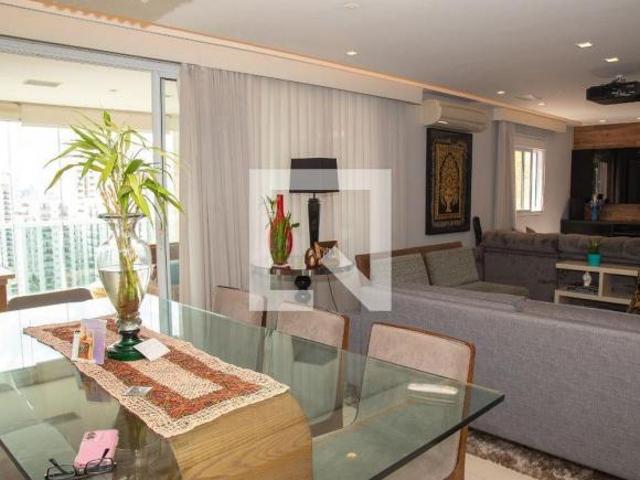 Apartamento à Venda Campo Belo, 3 Quartos, 200 m2