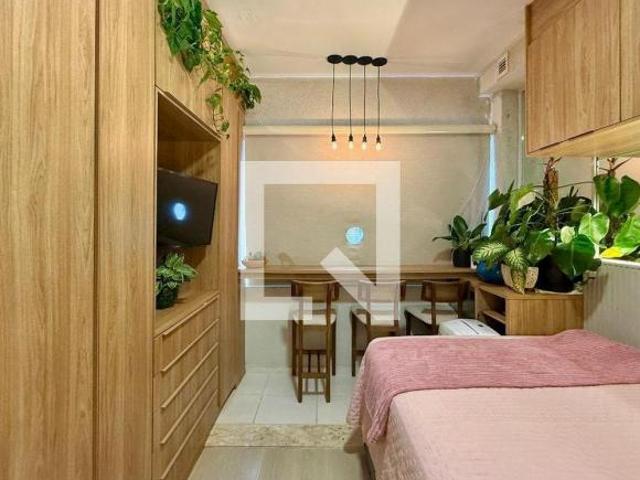 Apartamento à Venda Campo Belo, 1 Quarto, 18 m2