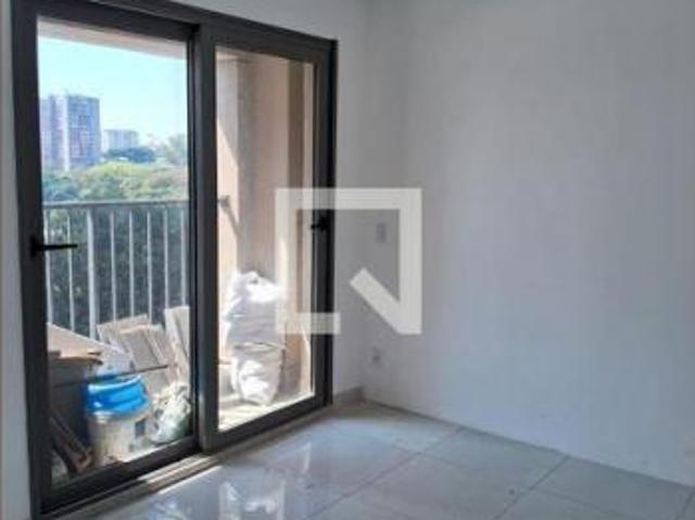 Apartamento à Venda Campo Belo, 1 Quarto, 25 m² São Paulo