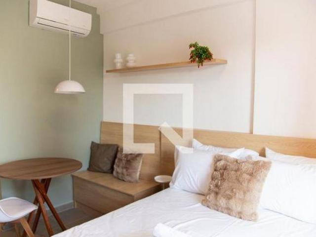 Apartamento à Venda Campo Belo, 1 Quarto, 25 m² São Paulo