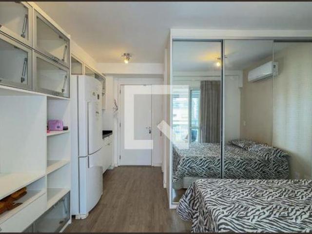 Apartamento à Venda Campo Belo, 1 Quarto, 27 m² São Paulo