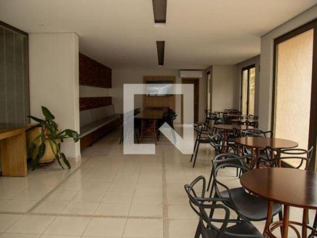 Apartamento à Venda Campo Belo, 1 Quarto, 67 m2