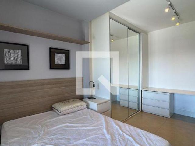 Apartamento à Venda Campo Belo, 1 Quarto, 38 m2