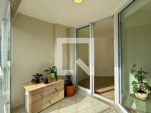 Apartamento à Venda Campo Belo, 1 Quarto, 48 m2