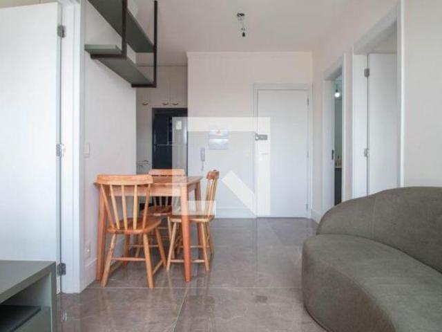 Apartamento à Venda Campo Belo, 2 Quartos, 42 m2