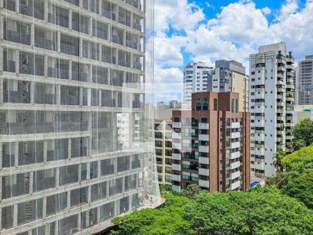 Apartamento à Venda Campo Belo, 2 Quartos, 56 m2