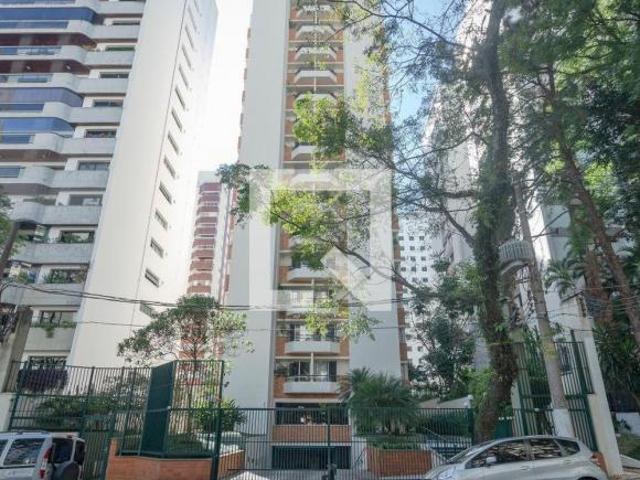 Apartamento à Venda Campo Belo, 2 Quartos, 65 m2