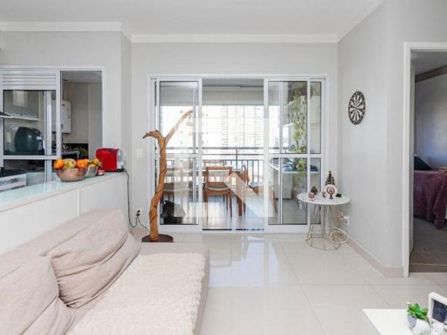 Apartamento à Venda Campo Belo, 2 Quartos, 65 m2