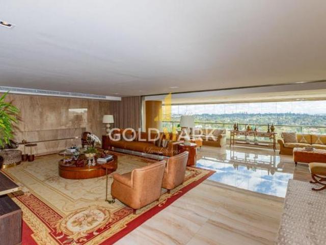 Apartamento à venda Campo Belo 485m² área privativa 3 Suítes 5 Garagens