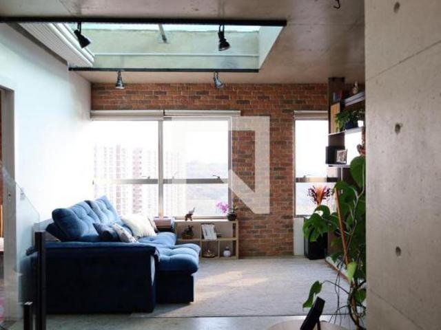 Apartamento à Venda Campo Grande, 2 Quartos, 140 m2