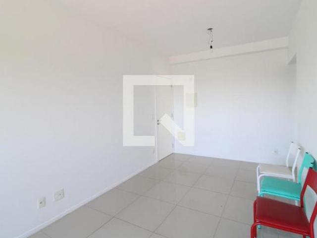 Apartamento à Venda Campo Grande, 2 Quartos, 75 m2