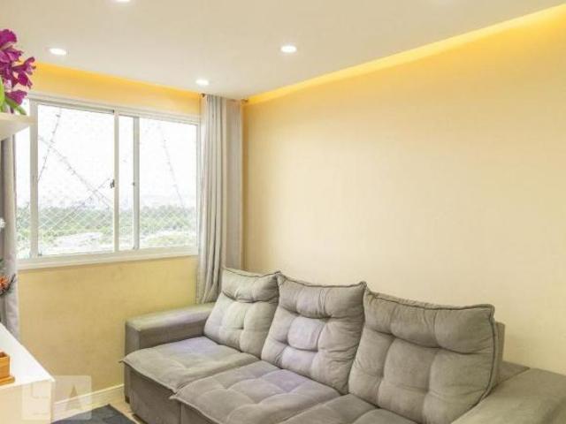 Apartamento à Venda Cangaíba, 2 Quartos, 40 m2