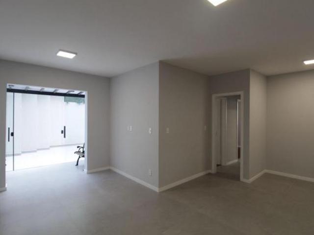 Apartamento à Venda Castelo, 3 Quartos, 241 m2
