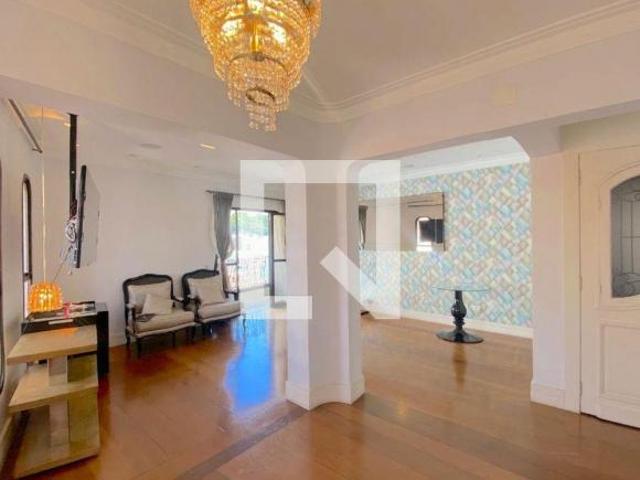 Apartamento à Venda Centro, 4 Quartos, 126 m2