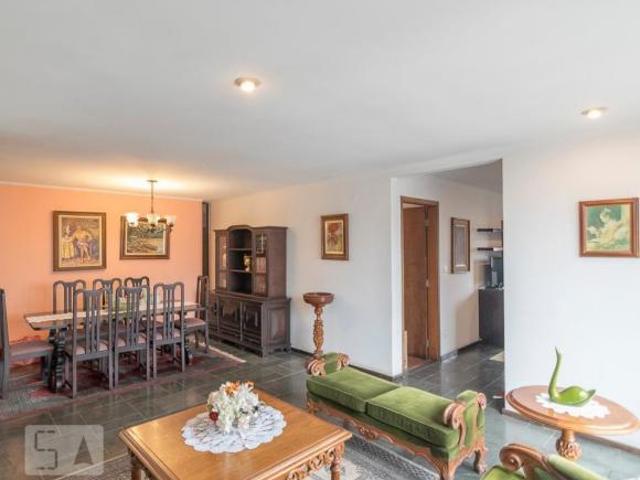 Apartamento à Venda Centro, 4 Quartos, 176 m2