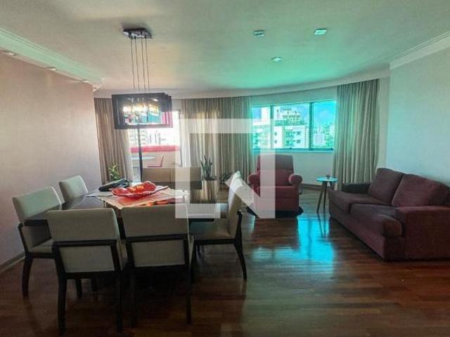 Apartamento à Venda Centro, 4 Quartos, 216 m2