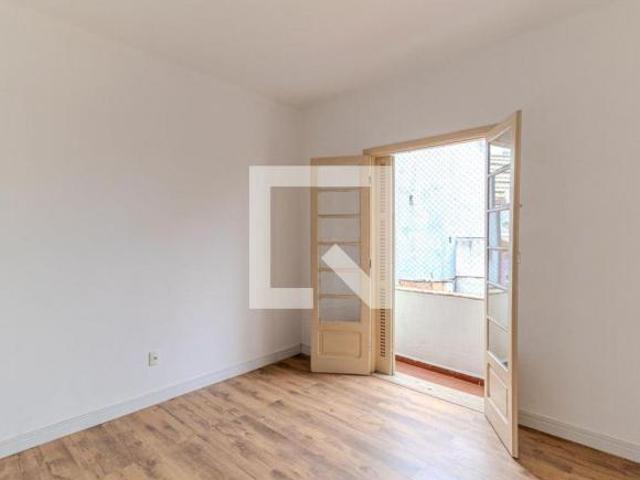 Apartamento à Venda Centro, 1 Quarto, 60 m2