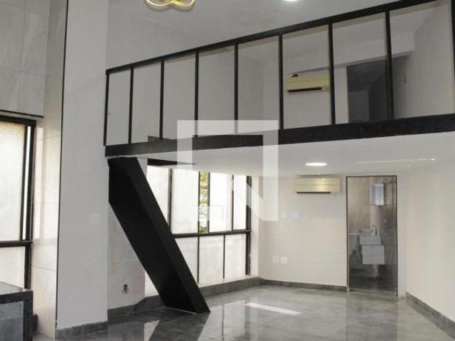 Apartamento à Venda Centro, 1 Quarto, 68 m2