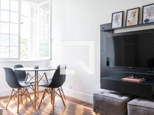 Apartamento à Venda Centro, 1 Quarto, 70 m2