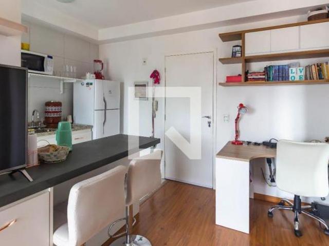 Apartamento à Venda Centro, 1 Quarto, 80 m2