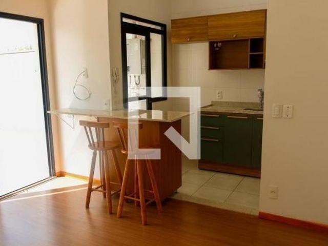 Apartamento à Venda Centro, 1 Quarto, 82 m2
