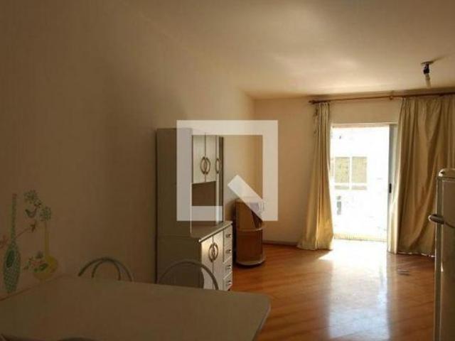 Apartamento à Venda Centro, 1 Quarto, 82 m² Curitiba