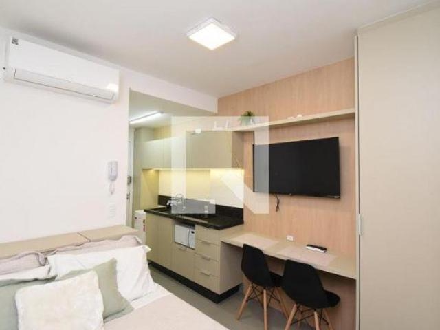 Apartamento à Venda Centro, 1 Quarto, 21 m² Curitiba