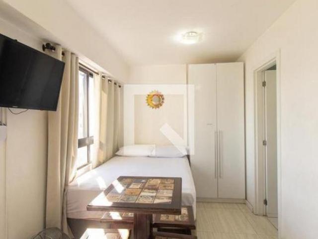 Apartamento à Venda Centro, 1 Quarto, 22 m² Curitiba