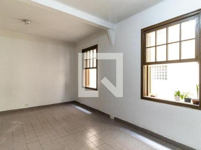 Apartamento à Venda Centro, 1 Quarto, 27 m2